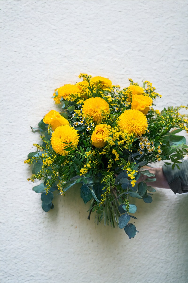 Ramo Yellow – La Ponsetia